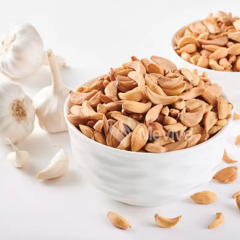 Dehydrated Garlic Flakes & Powder- Manufacturer, Supplier.